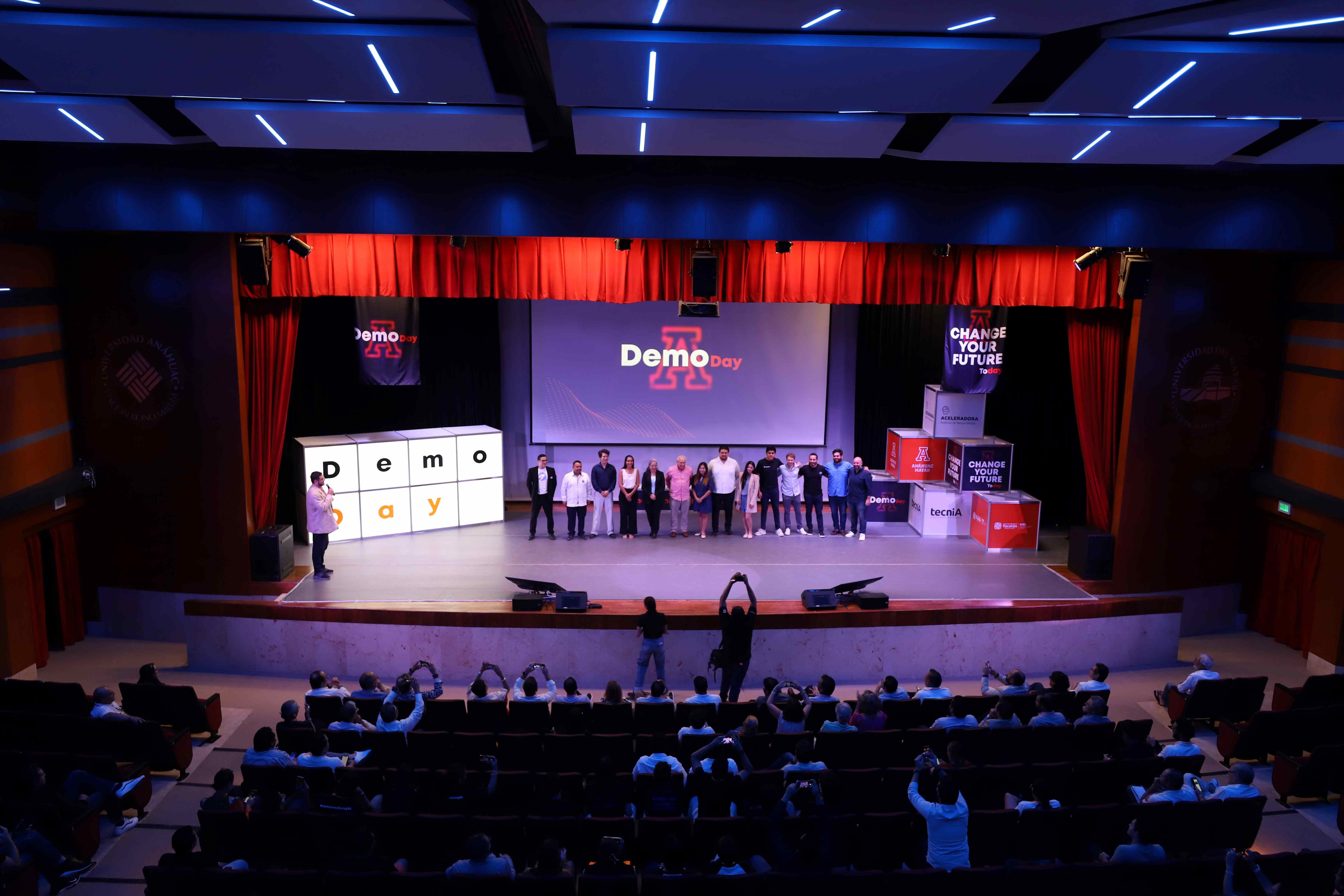 Realizan primer “Demo Day” para impulsar a emprendedores